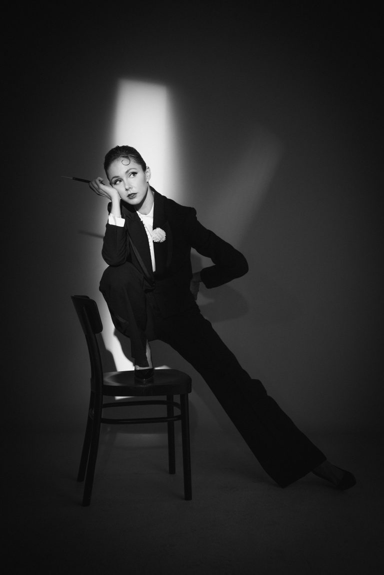 About Meg Steedle - Actress & Singer Meg Chambers Steedle